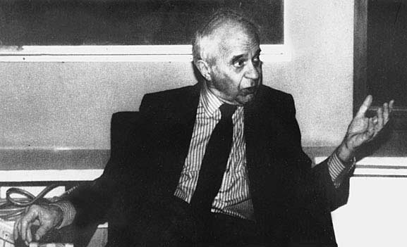 Wassily Leontief - Escuelapedia - Recursos Educativos